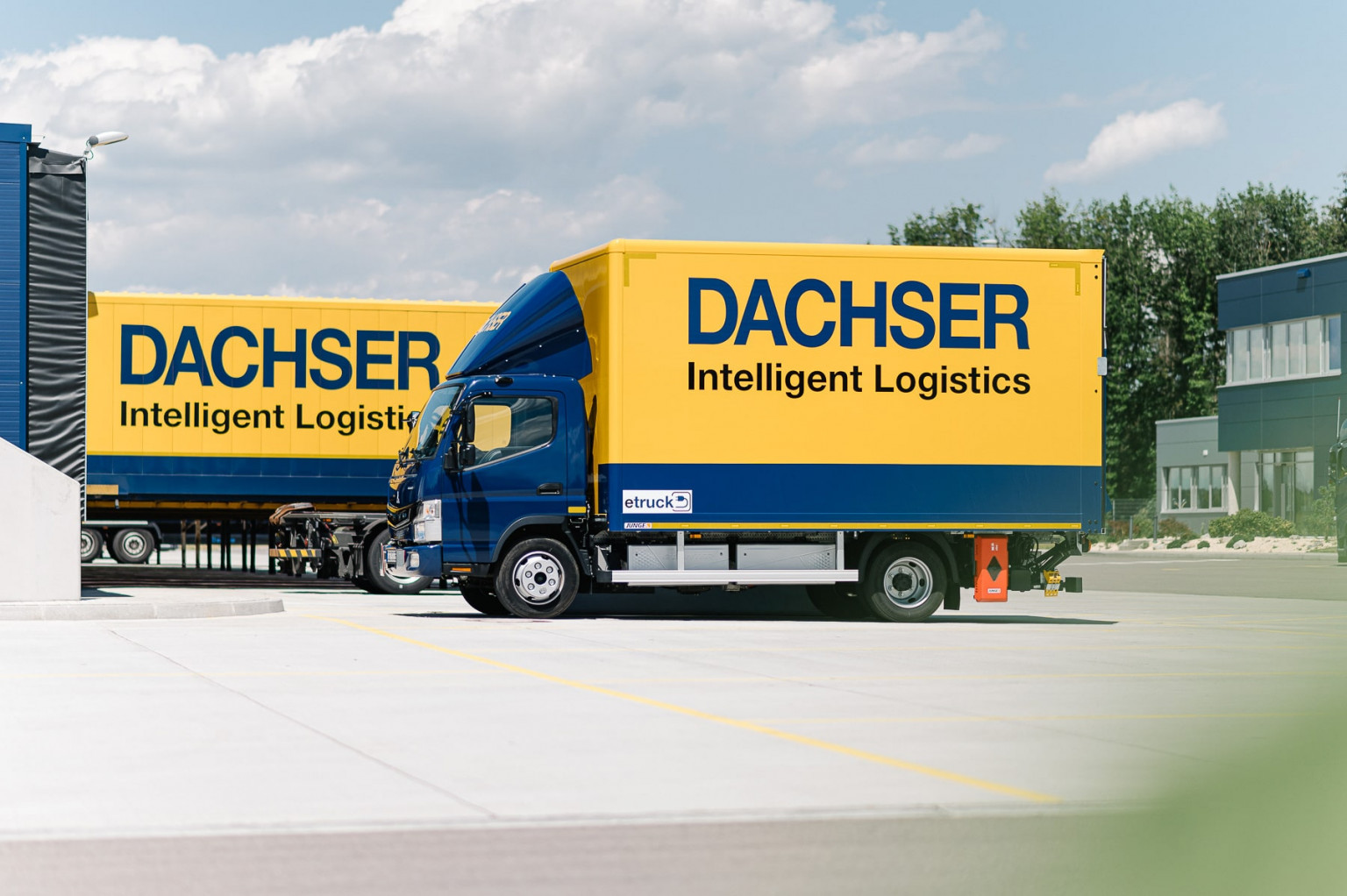 Johannes Meger Photography | Werbefotos Dachser E-Lkw